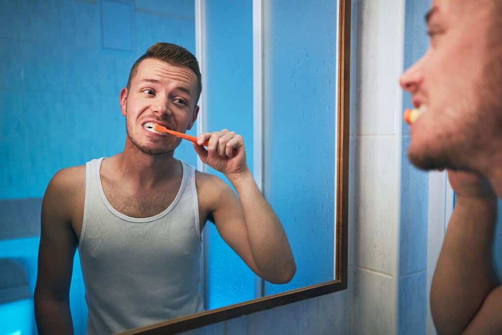 10 Mistakes You Might Be Making While Brushing Your Teeth - Martindale ...
